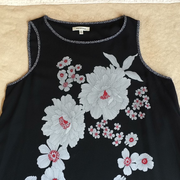 Max Studio | Dresses | Max Studio Black White And Red Floral Dress ...